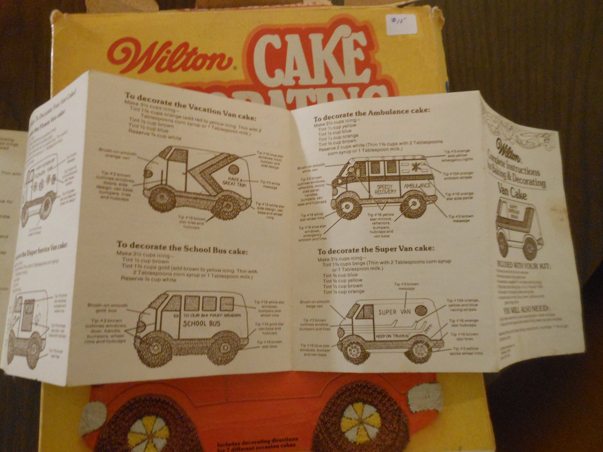 Wilton Cake Van Pan – Retro on 8th